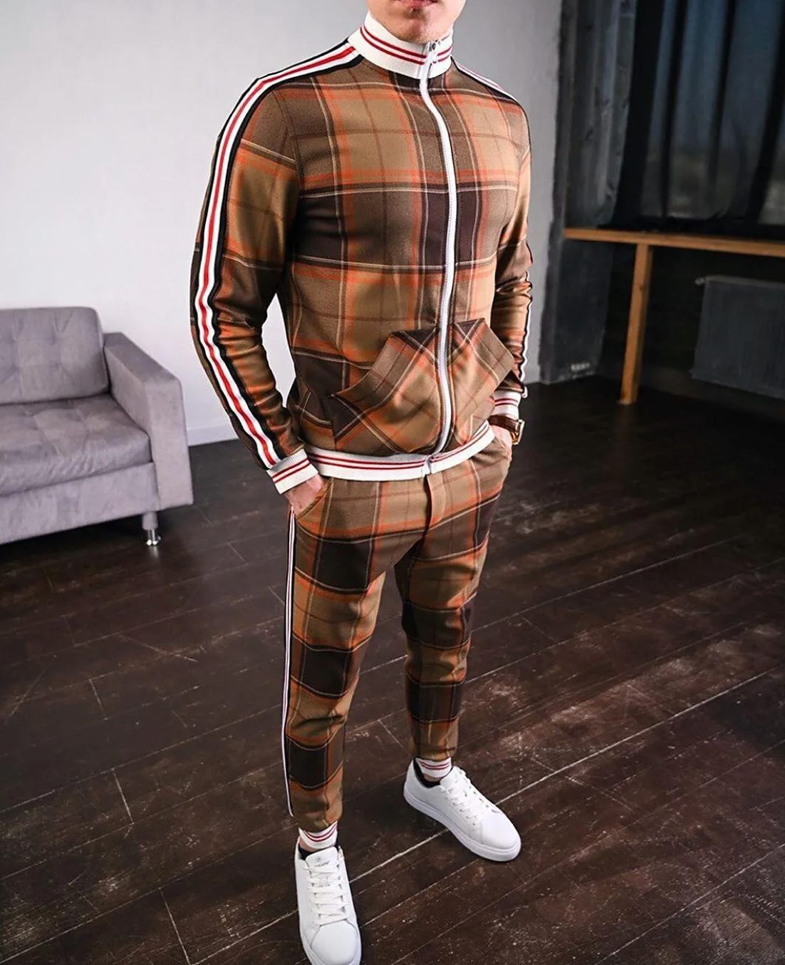 Men's Checkered Tracksuit Co-Ord Set with Striped Cuffs – VogeLuxe