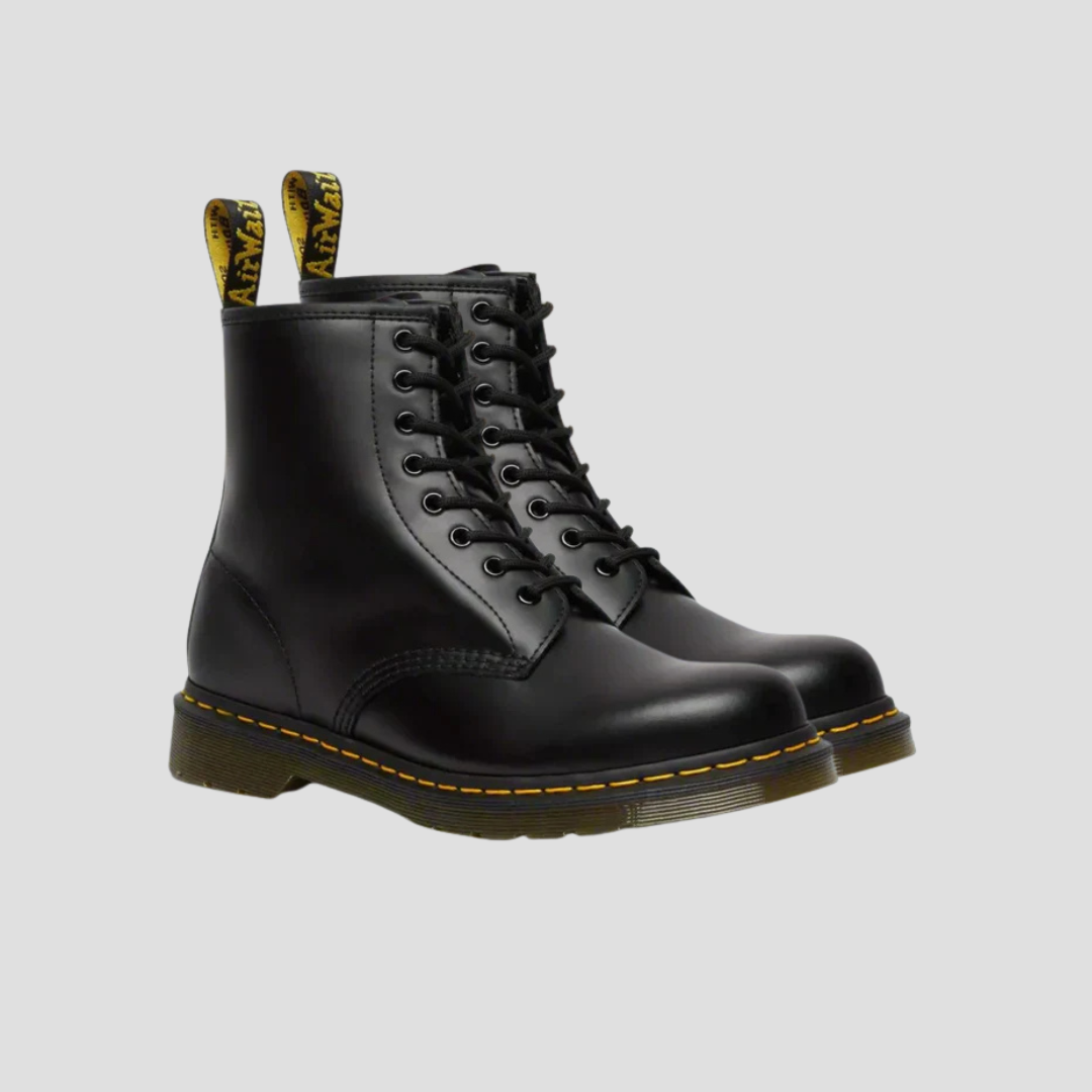 Men’s Leather Combat Boots – Classic Eight-Eyelet Design – VogeLuxe
